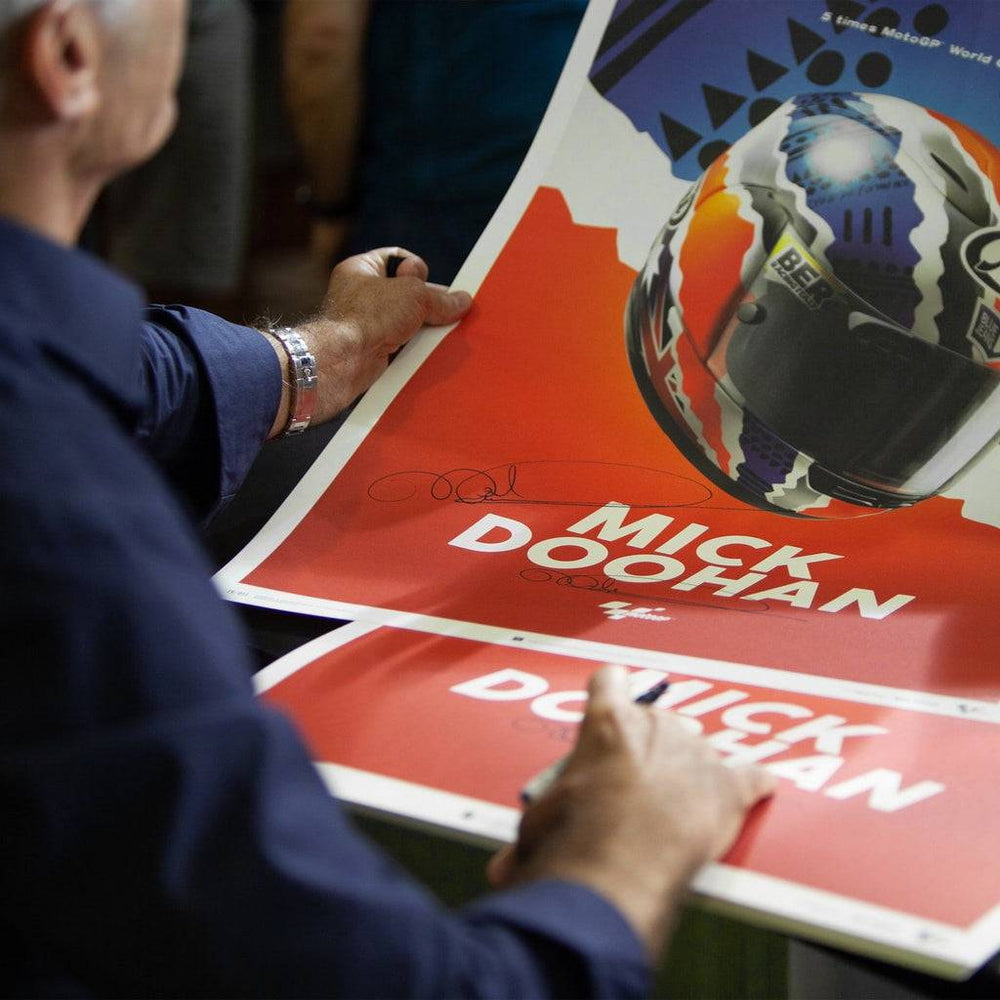 Signed by Mick Doohan | 1999 Helmet | Doohan Poster | Automobilist